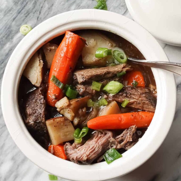 15 Easy Slow Cooker Beef Recipes – Tasty Oven
