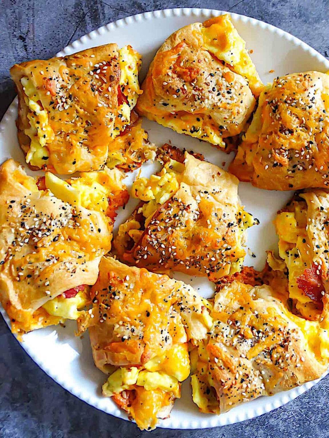 Breakfast Crescent Ring (bacon, egg and cheese) - Tasty Oven