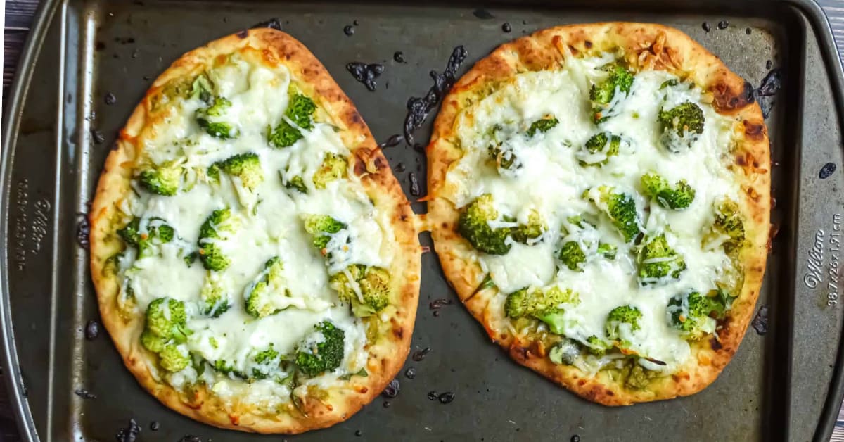 Green Pizza with Broccoli, Arugula, and Pesto – Tasty Oven