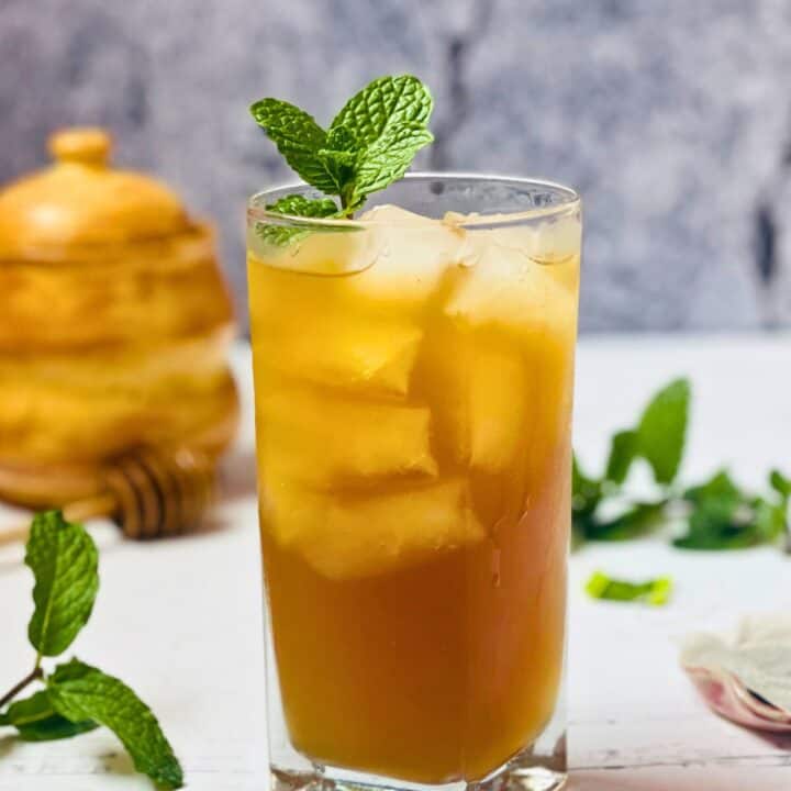 Green Tea With Honey {Iced 10 Minute Tea} – Tasty Oven