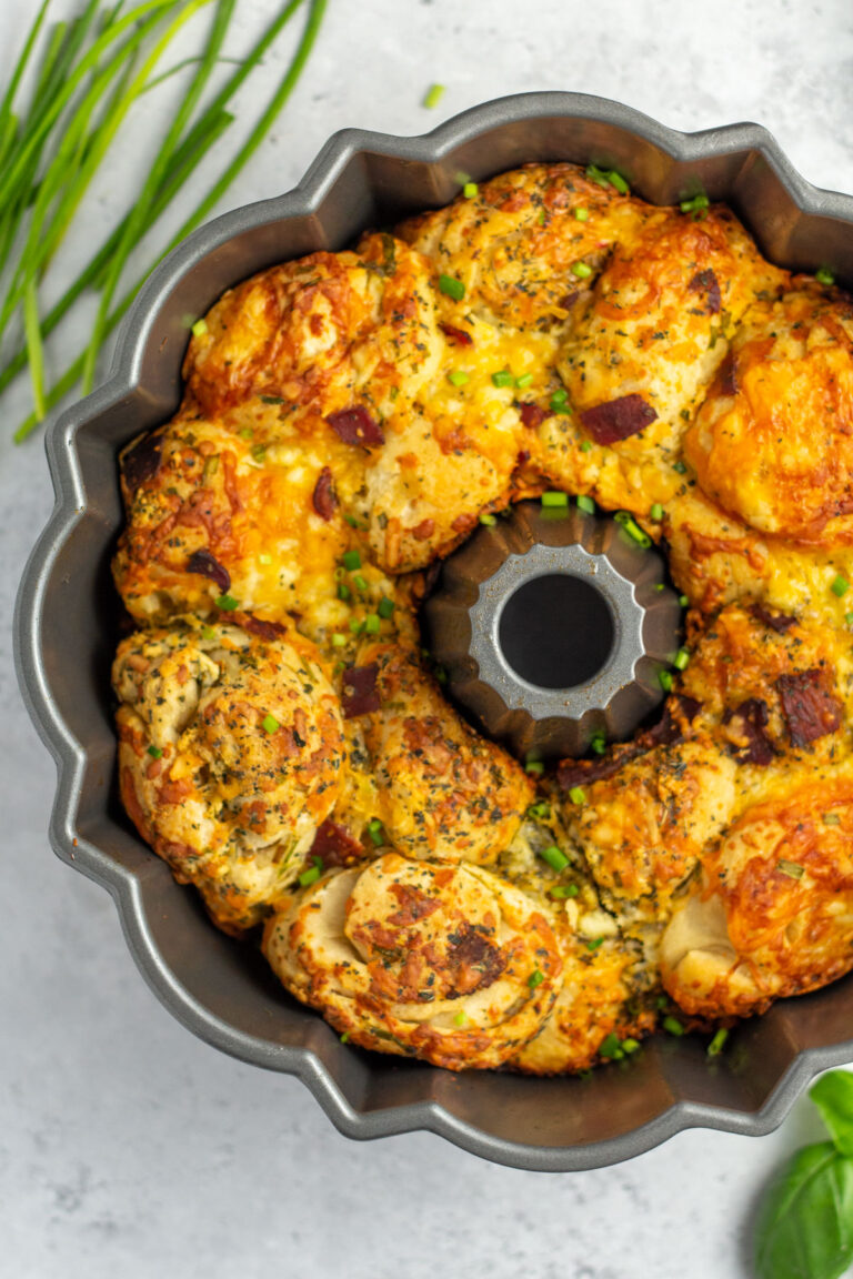 The Ultimate Cheesy Garlic Pull Apart Bread Recipe
