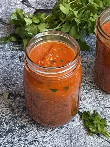 Salsa Roja - Restaurant Style Salsa Recipe for the Instant Pot
