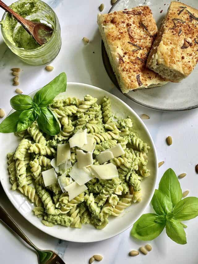 Creamy Pesto Sauce Recipe Using Heavy Cream | Tasty Oven