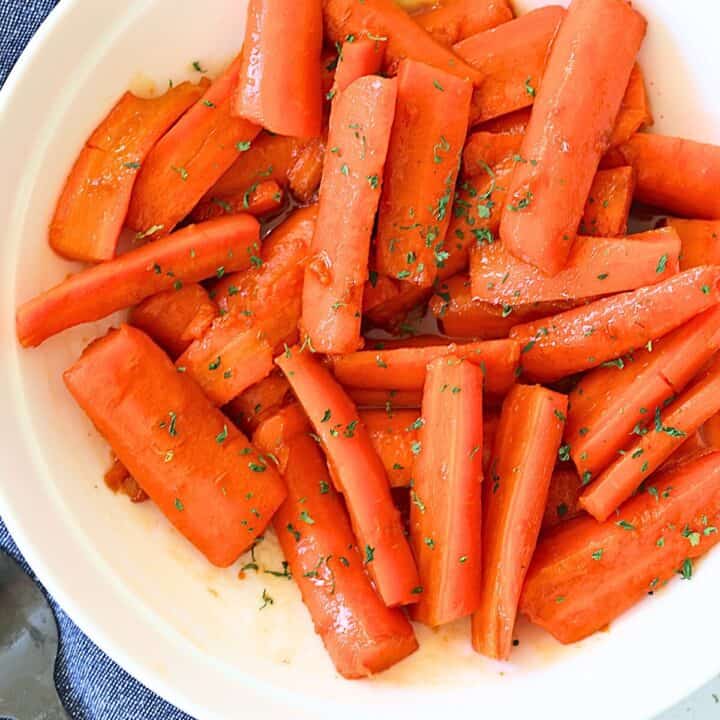 Instant Pot Buttery Glazed Carrots (Quick and Easy Recipe)