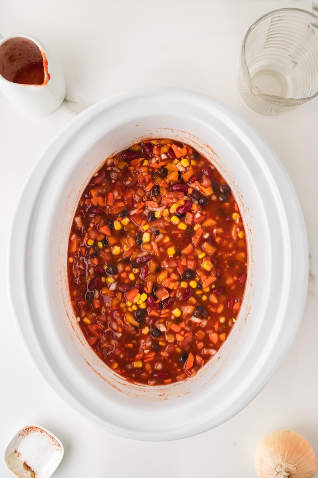 Crock Pot Vegetarian Chili (Easy Meatless Slow Cooker Recipe)